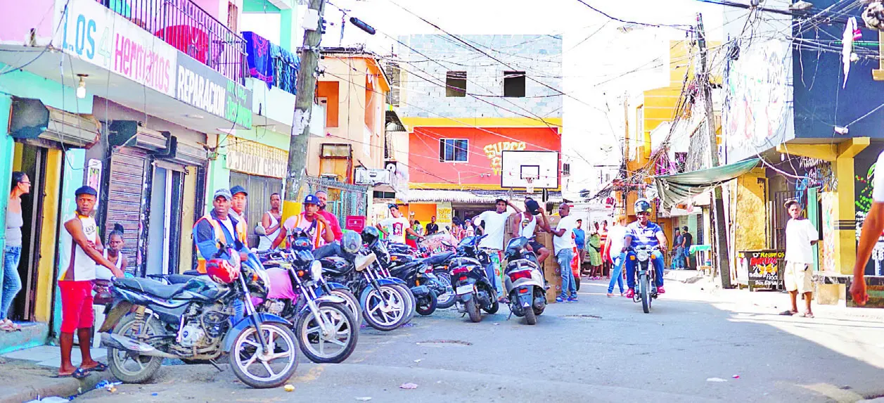 Gobierno hará transformación urbanística en la calle 42 de SD - InformateRD