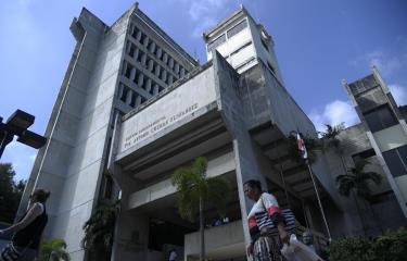 El edificio “El Huacal” tiene sobre su techo una cisterna de más de 50 ...